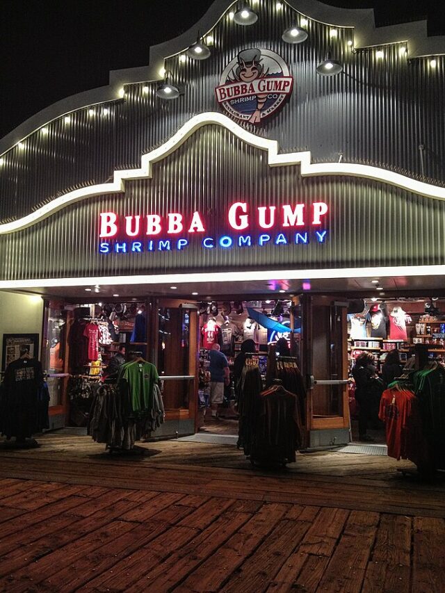 Bubba Gump Shrimp - Santa Monica Pier - Sonta Monica Happy Hours